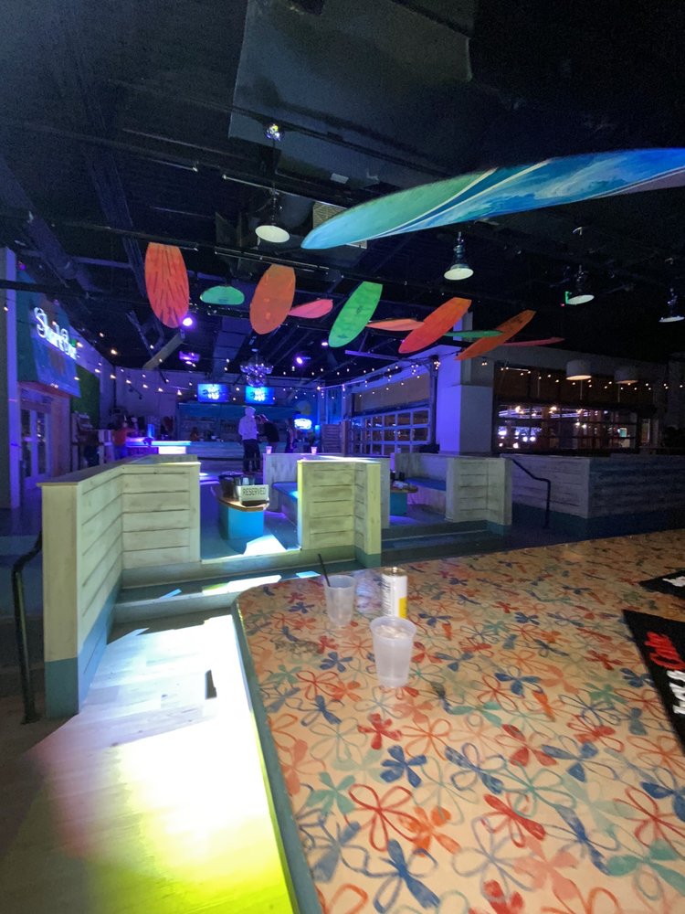 SHARK BAR - Updated October 2025 - 25 Photos & 81 Reviews - 1340 Grand ...