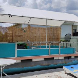 LAZY GATOR - Updated July 2025 - 190 Photos & 191 Reviews - 102 W ...