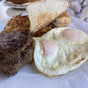 JT COUNTRY KITCHEN - 731 Photos & 711 Reviews - 61768 29 Palms Hwy ...