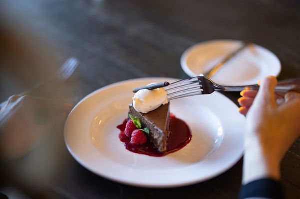 ROUND HILL COUNTRY CLUB - Updated January 2026 - 60 Photos & 66 Reviews ...