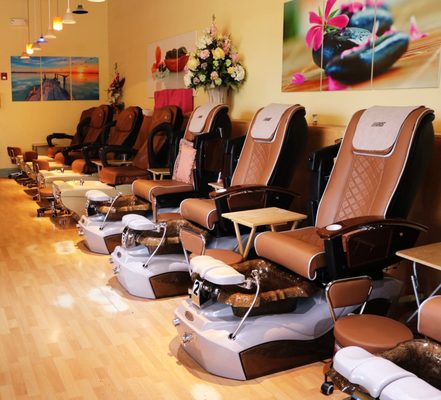 IL NAILS SPA - 95 Photos & 43 Reviews - Nail Salons - 1768 N Milwaukee ...