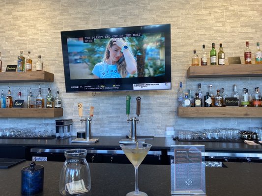 SCISSORS & SCOTCH - Updated December 2025 - 1902 Reston Metro Plz ...