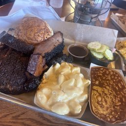 STATION 8 BBQ - Updated January 2026 - 133 Photos & 84 Reviews - 1100 E ...