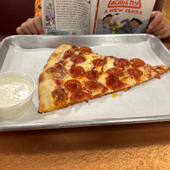 IV PIZZA PUB - Updated June 2024 - 28 Photos & 32 Reviews - 6533 Trigo ...