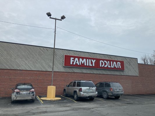 FAMILY DOLLAR STORES - Updated April 2024 - 2700 Pine Grove Ave, Port ...