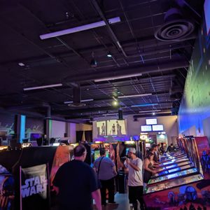 RIVERSIDE GAME LAB - 219 Photos & 99 Reviews - 3633 Market St ...