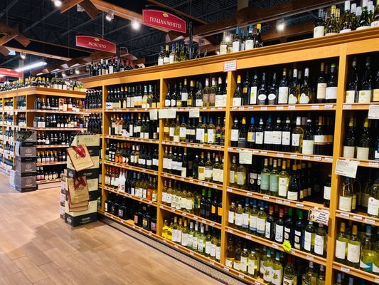 DORIS ITALIAN MARKET & BAKERY - Updated October 2025 - 228 Photos & 228 ...