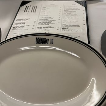 BROADWAY 10 BAR & CHOPHOUSE - Updated December 2025 - 798 Photos & 448 ...