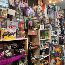 Best Gift Shops Near Me - December 2025: Find Nearby Gift Shops Reviews ...