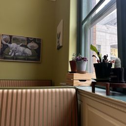 LIZARD CAFE - Updated December 2025 - 78 Photos & 85 Reviews - 109 E ...