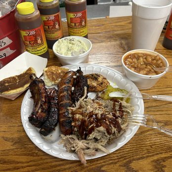 CENTER POINT BARBECUE - Updated August 2024 - 215 Photos & 268 Reviews ...