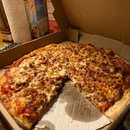 THE RED PEPPERONI - Updated January 2026 - 117 Photos & 194 Reviews ...