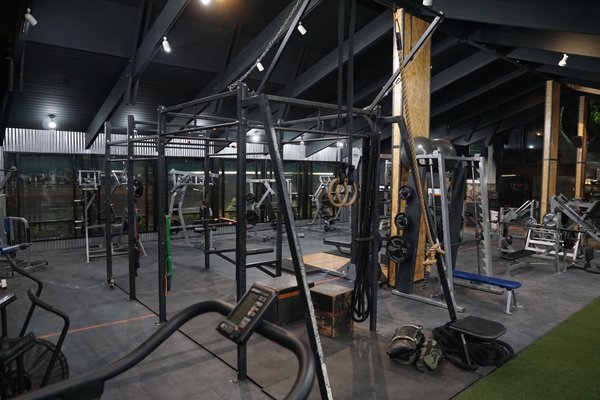 AREA 44 - FITNESS - Updated September 2025 - 21 Photos - 5555 Hollister ...