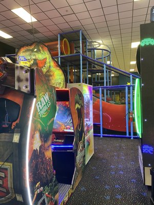 FUN ZONE SKATE CENTER - Updated August 2025 - 40 Photos & 16 Reviews ...