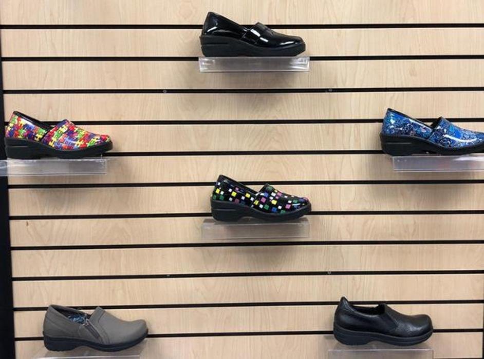 SWIFT UNIFORMS - Updated January 2026 - 7005 Woodway Dr, Waco, Texas ...