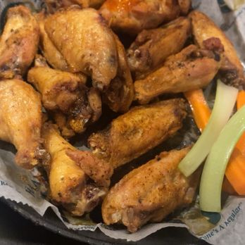 HAMLIN PUB - Updated June 2025 - 139 Photos & 121 Reviews - 55076 Van ...