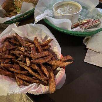 DUTCH GOOSE - Updated August 2025 - 433 Photos & 857 Reviews - 3567 ...