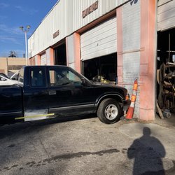 VENUS AUTOMOTIVE BODY SHOP - 27 Reviews - 1915 E Truman Rd, Kansas City ...