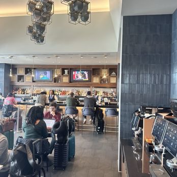 CENTURION LOUNGE DCA - Updated September 2025 - 192 Photos & 56 Reviews ...