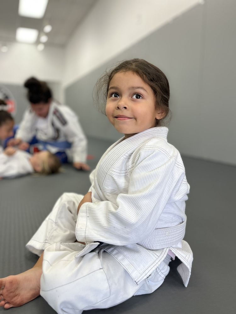 JG ACADEMY - LODI - Updated October 2025 - 20 Photos - 2314 W Kettleman Ln, Lodi, California ...