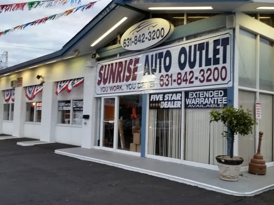 SUNRISE AUTO OUTLET - Updated December 2025 - 15 Reviews - 189 Sunrise ...