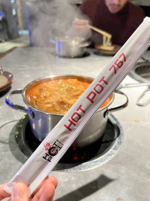 HOT POT 757 MIDLOTHIAN - Updated December 2025 - 150 Photos & 70 ...