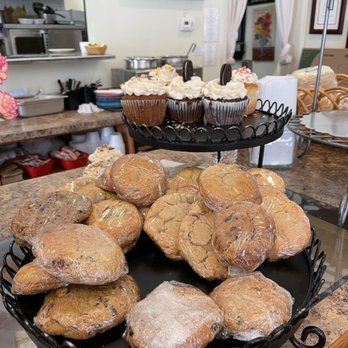 THE COURTYARD CAFE & BAKERY - Updated August 2024 - 169 Photos & 275 ...