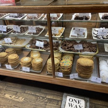 BLACK DIAMOND BAKERY AND RESTAURANT - Updated October 2024 - 339 Photos ...