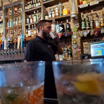 AMITY ALES - Updated July 2025 - 364 Photos & 268 Reviews - 192 ...