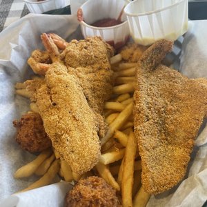 FLYING FISH - 324 Photos & 244 Reviews - 1838 Irving Blvd, Dallas, TX ...