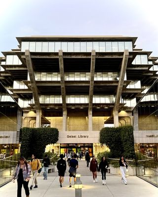 GEISEL LIBRARY - Updated December 2025 - 179 Photos & 75 Reviews - 9500 ...