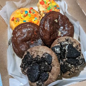 GOODNIGHT FATTY - 171 Photos & 122 Reviews - 1 Washington Square, Salem ...