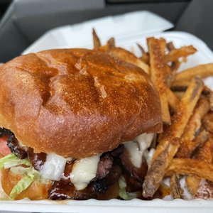 7 DEVILS WATERFRONT ALEHOUSE - Updated February 2025 - 291 Photos & 322 ...