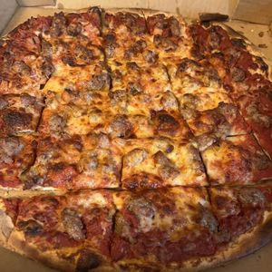 BROKEN TREE TAPROOM & PIZZA OF APPLETON - Updated December 2025 - 16 ...