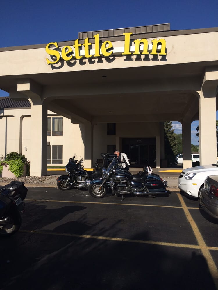 SETTLE INN - Updated May 2025 - 15 Reviews - 2110 Rose St, La Crosse ...