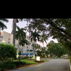 NAPLES COMMUNITY HOSPITAL - 31 Photos & 42 Reviews - 350 7th St N ...