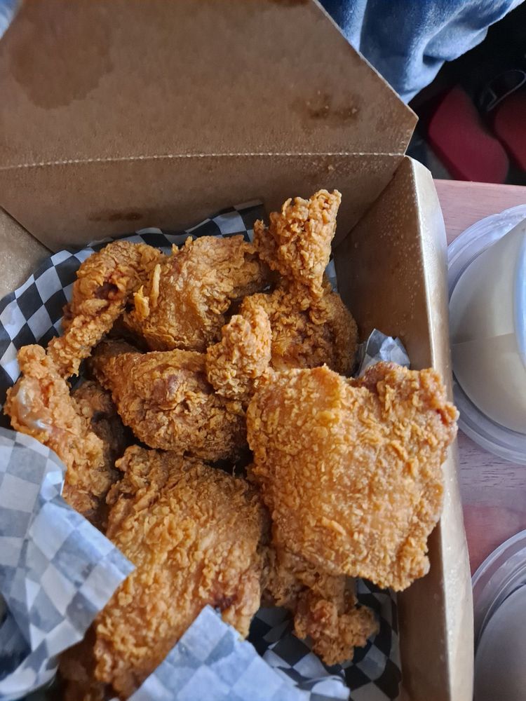 MINNIE BELLS - Updated May 2025 - 29 Photos & 29 Reviews - San ...