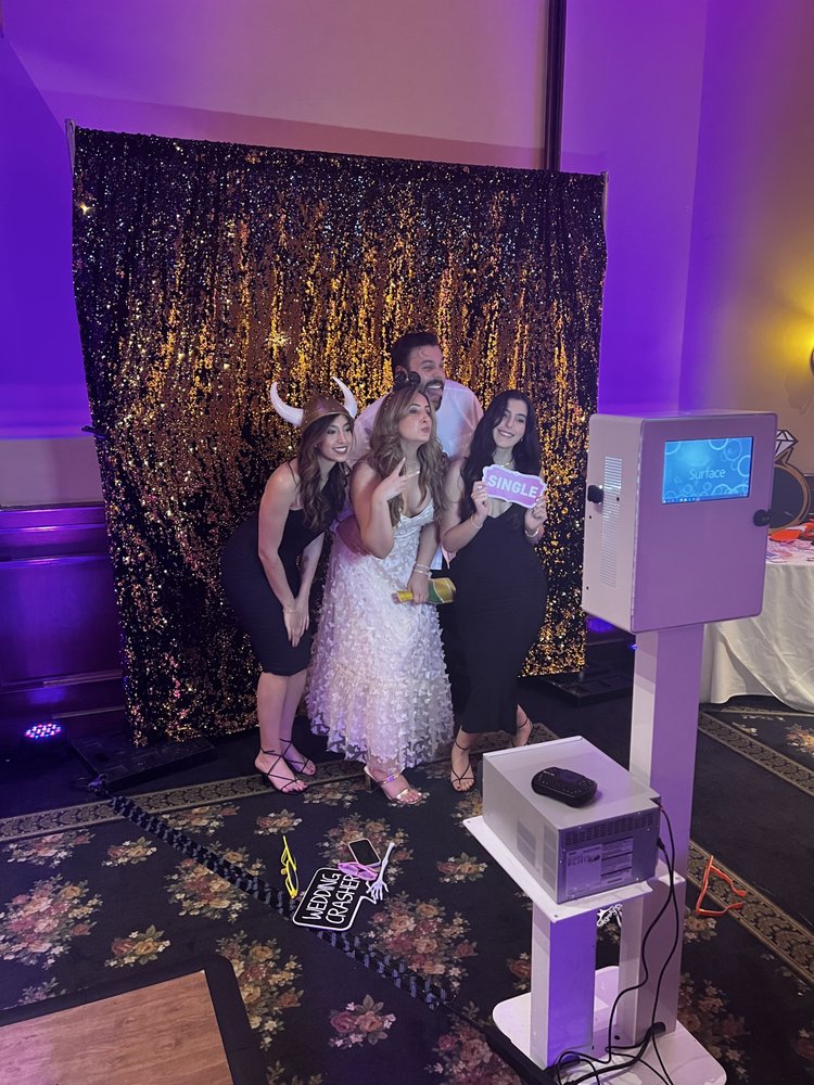 PICTURE PARTY PHOTO BOOTH - 2607 29th St, Santa Monica, California ...