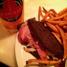 HOPLEAF BAR - Updated December 2025 - 1276 Photos & 2383 Reviews - 5148 ...