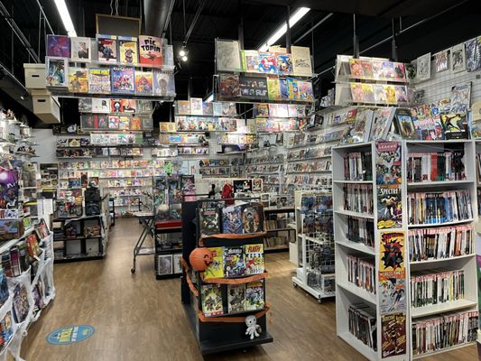 COMIC CARNIVAL - Updated December 2025 - 37 Photos & 35 Reviews - 7235 ...