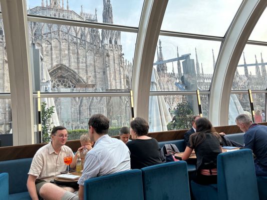 LA RINASCENTE FOOD HALL - Updated December 2025 - La Rinascente, Milano ...