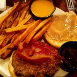 J HICKS ON THE SQUARE - Updated January 2026 - 63 Photos & 51 Reviews ...