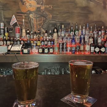 THE CROSSROADS BAR & GRILL - Updated December 2025 - 174 Photos & 343 ...