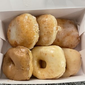 MAX’S DONUT SHOP - 142 Photos & 296 Reviews - 105 N Greenville Ave ...