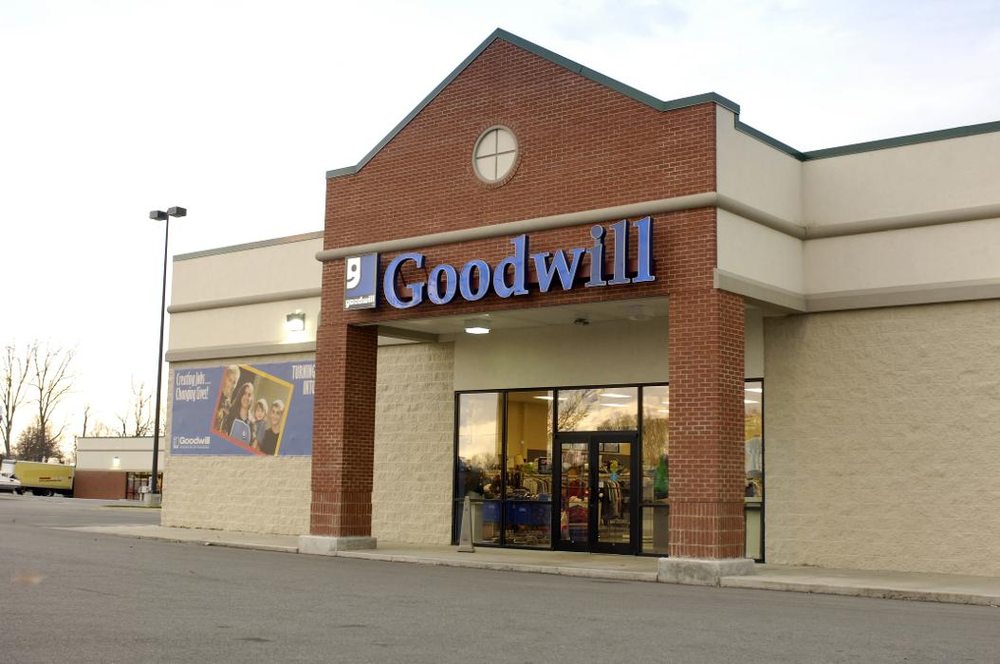 GOODWILL - Updated April 2026 - 1240 Anderson Crossing Dr, Lawrenceburg ...