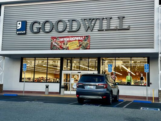 GOODWILL OF ORANGE COUNTY - Updated October 2025 - 15 Photos & 14 ...