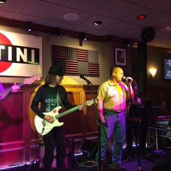 DEJA VU MARTINI LOUNGE - Updated December 2025 - 56 Photos & 58 Reviews ...