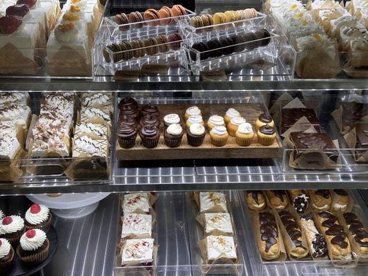 SWEET BITES BAKERY & BRUNCH - Updated October 2025 - 101 Photos - 101 ...