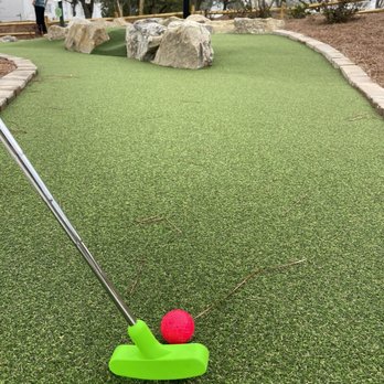 WEE PINES MINIATURE GOLF - TEMP. CLOSED - Updated December 2025 - 14 ...