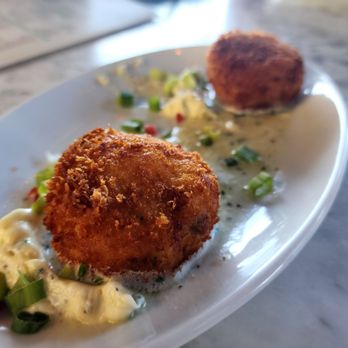 THE DEAD FISH - Updated November 2024 - 5065 Photos & 4178 Reviews ...